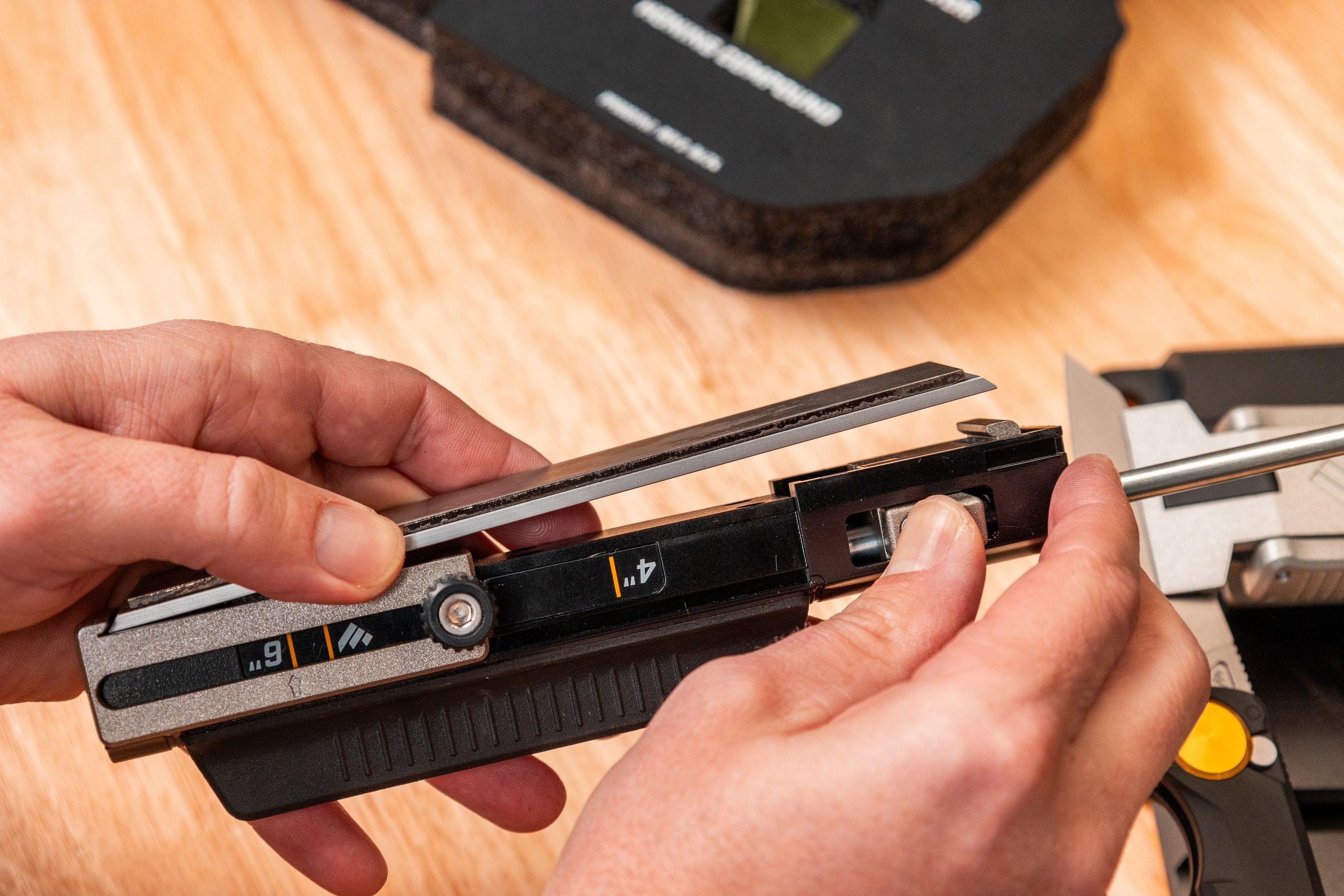 Professional Precision Adjust™ Universal Abrasive Handle – Work Sharp